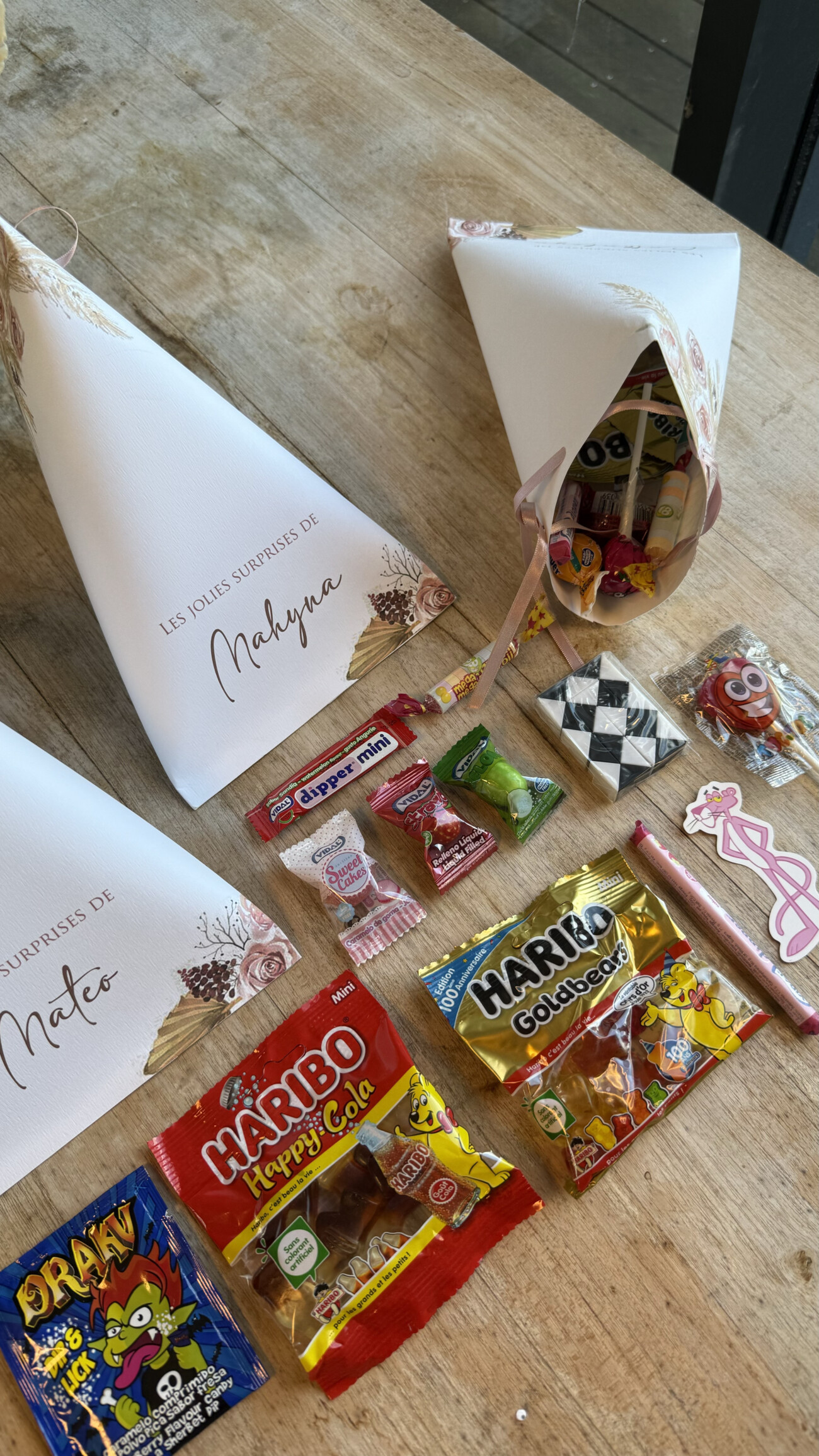 Pochette surprise pour enfants - Cadeaux d'invités